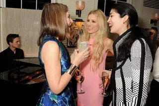 Natalie Massenet Laura Bailey และ Caroline Issa