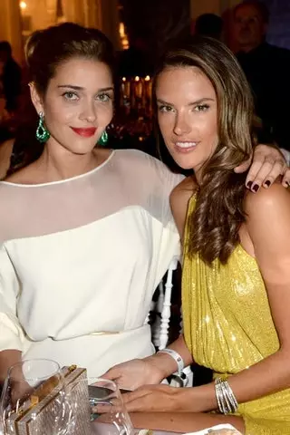 Ana Beatriz Barros ve Alessandra Ambrosio