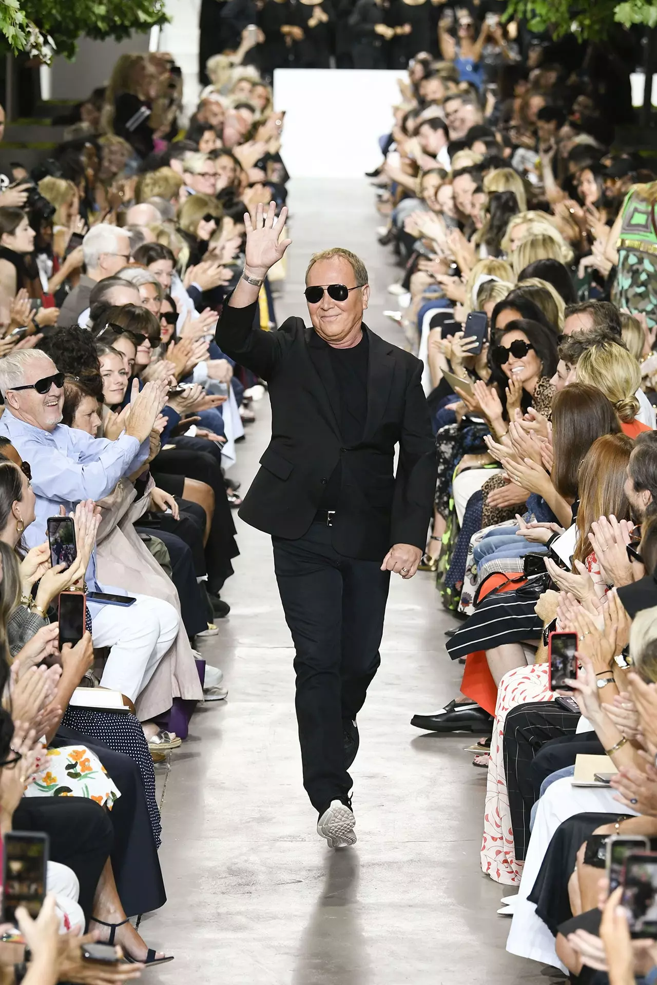 Michael Kors ออกจากงาน New York Fashion Week