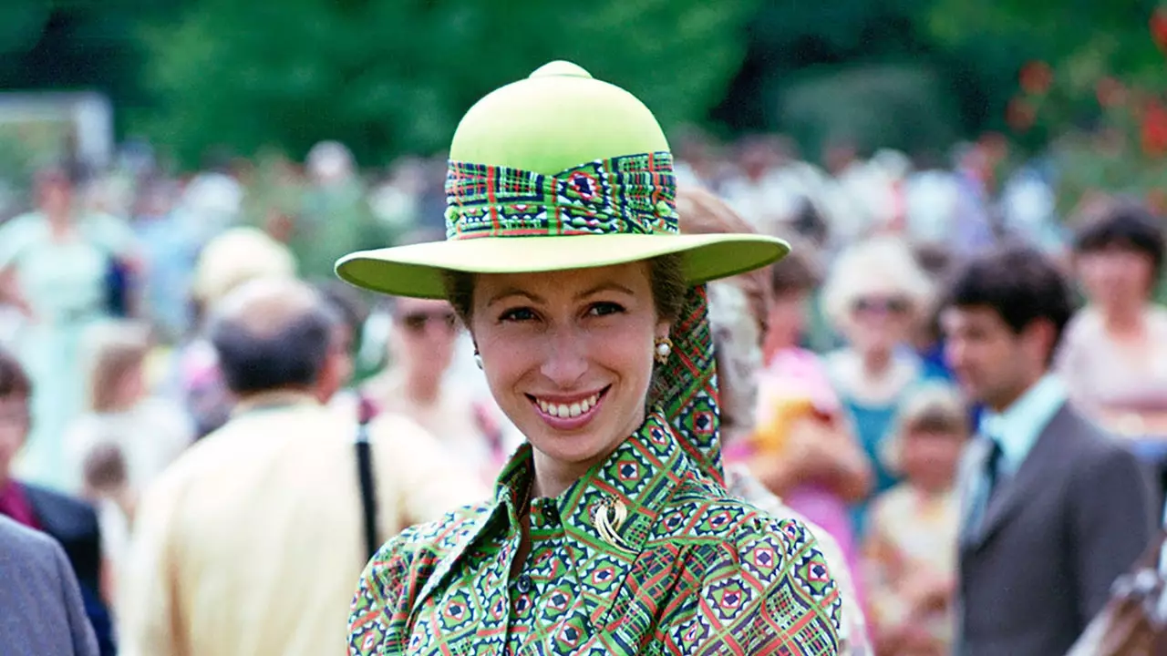 Princess Anne ၏ 1974 ခုနှစ် ပြန်ပေးဆွဲရန် ကြိုးပမ်းမှု သူရဲကောင်းသည် ၎င်း၏တံဆိပ်ကို ပေါင် 50k ဖြင့် ရောင်းချခဲ့သည်။