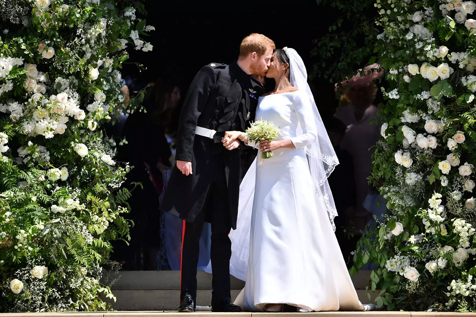 Qanday qilib Garri va Meghan o'zlarining ikkinchi nikoh yubiley sovg'alari bilan ijodiy bo'lishdi