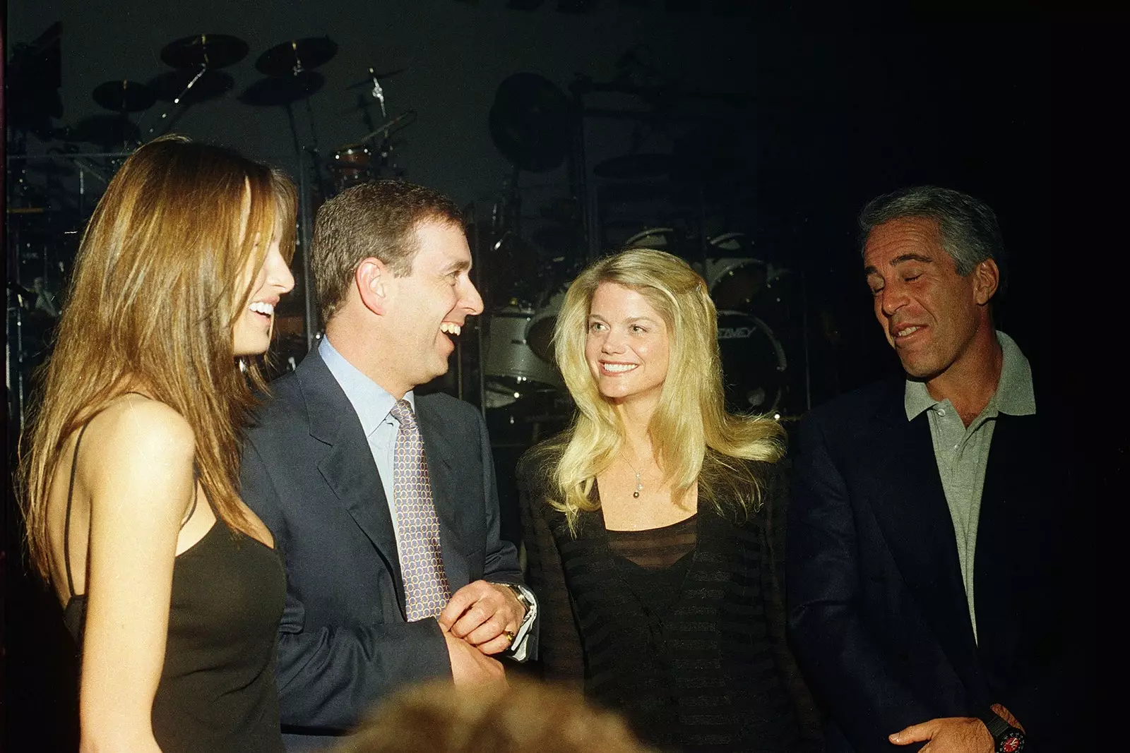 Melania Trump, le prince Andrew Gwendolyn Beck et Jeffrey Epstein en 2000