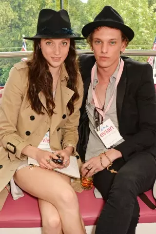 Matilda Lowther dan Jamie Campbell Bower