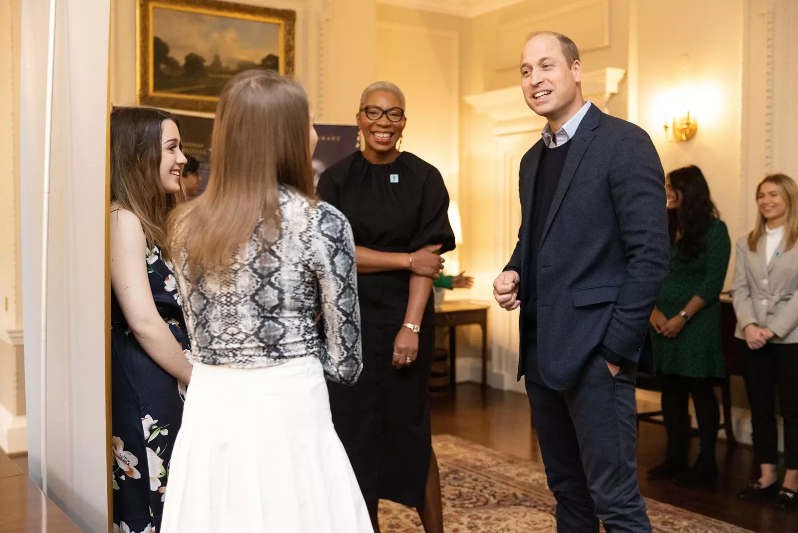 De hartoch fan Cambridge moetet ûntfangers fan 'e Legacy Award yn Kensington Palace