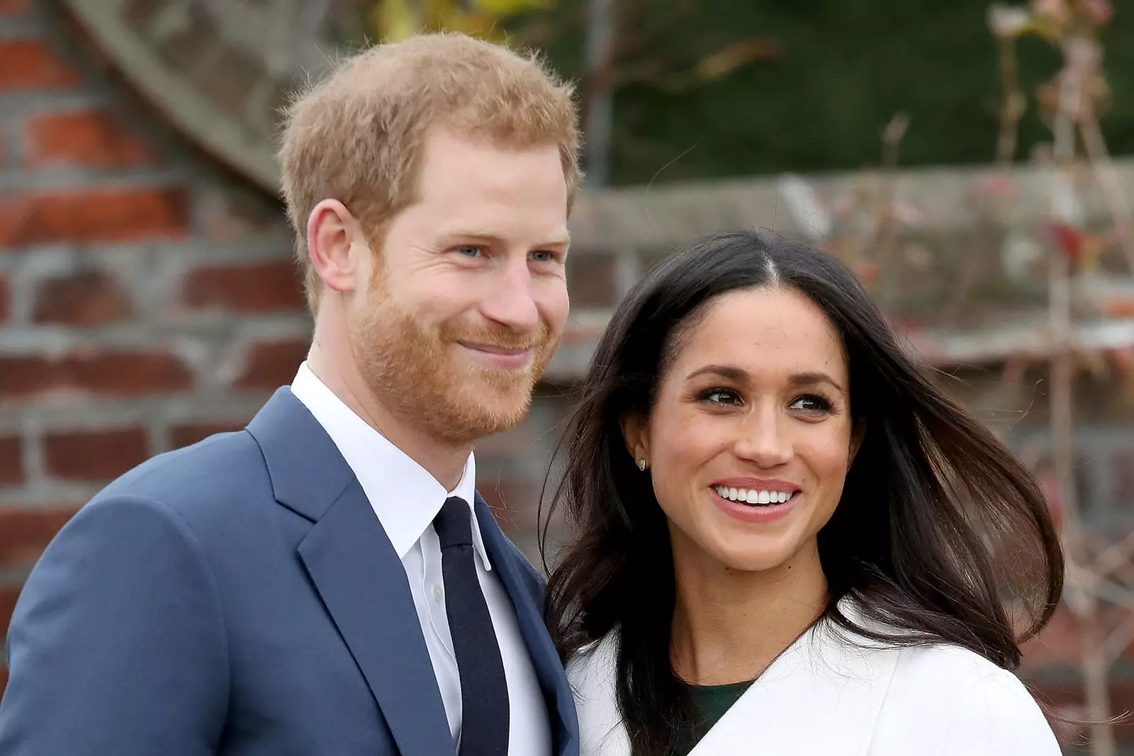 Paano kikita ng pera ang Duke at Duchess ng Sussex ngayon