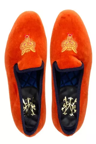 325 My Slippers විසිනි