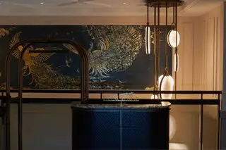 Peacock Mural ni Grant Watt sa Concierge Mag-subscribe ngayon para makakuha ng 1 taon ng Tatler para lang sa 19 plus libreng paghahatid sa bahay at...