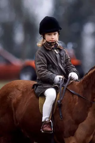 Zara Phillips di Tetbury Horse Trials sekitar tahun 1980-an