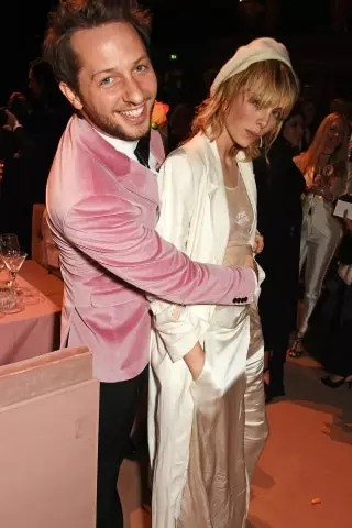 Derek Blasberg kaj Edie Campbell