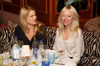 Gavanndra Hodge e Clare Bennett