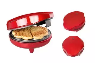 Ang porma sa kasingkasing nga waffle maker