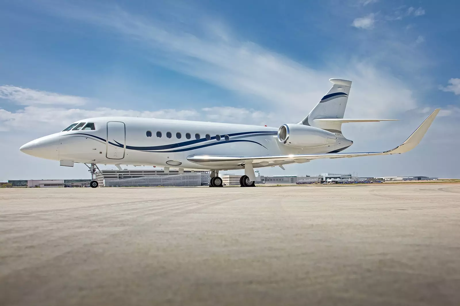 Jetcraft Dassault Falcon 2000LX sn 136