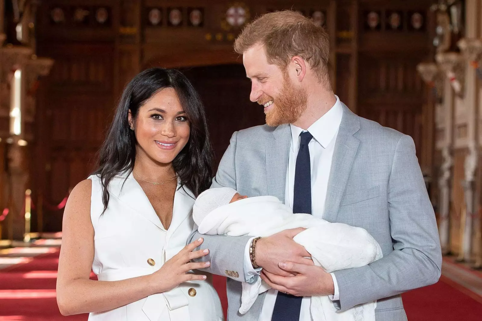 Duke iyo Duchess of Sussex oo leh ilmo Archie 2019