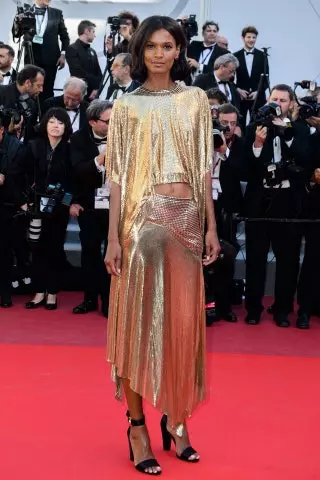 Liya Kebede en Paco Rabanne ĉe Festivalo de Cannes 2017