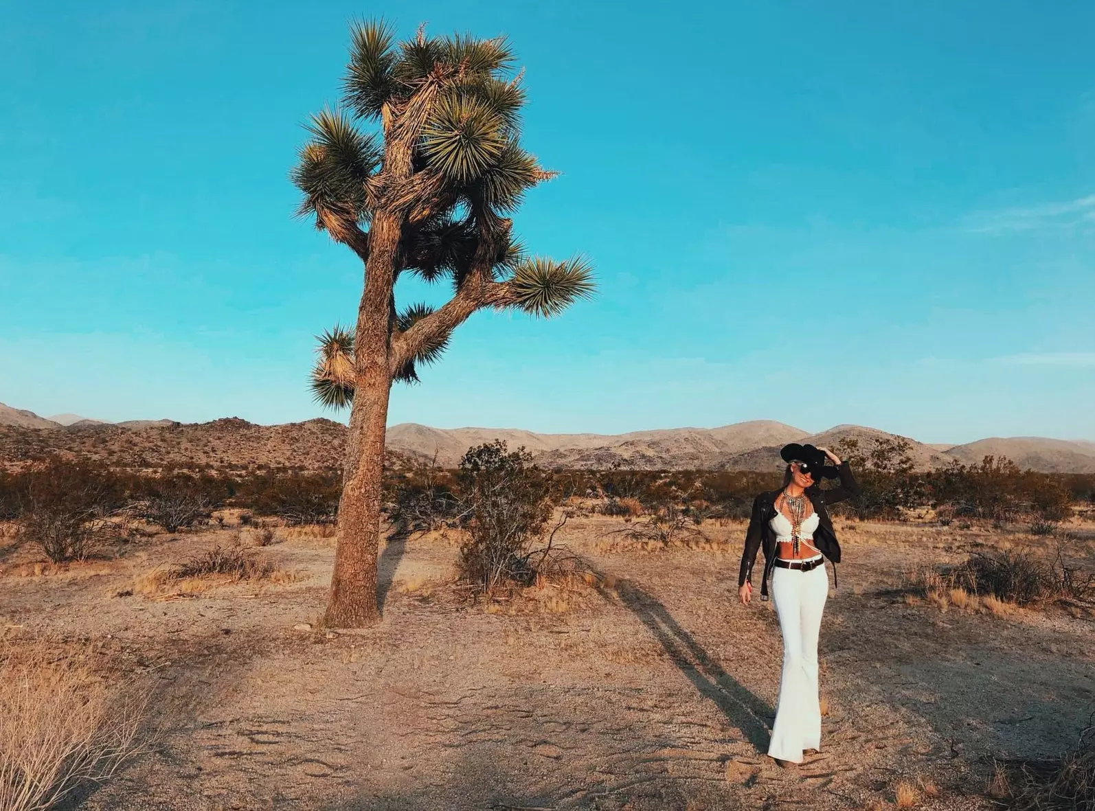 Eleanor Wellesley in Joshua Tree