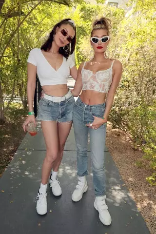 Bella Hadid eta Hailey Baldwin