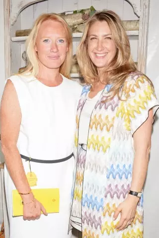 Nicola Stephenson และ Georgina Cohen