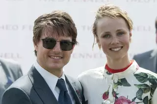 Tom Cruise ak Edie Campbell