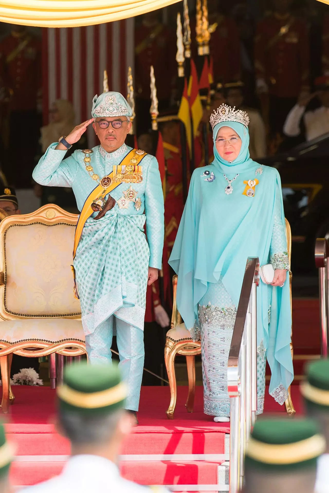 Sultan Abdullah Sultan Ahmad Shah nemudzimai Tunku Azizah Aminah Maimunah Iskandariah