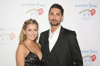 Caggie Dunlop og Hugo Taylor