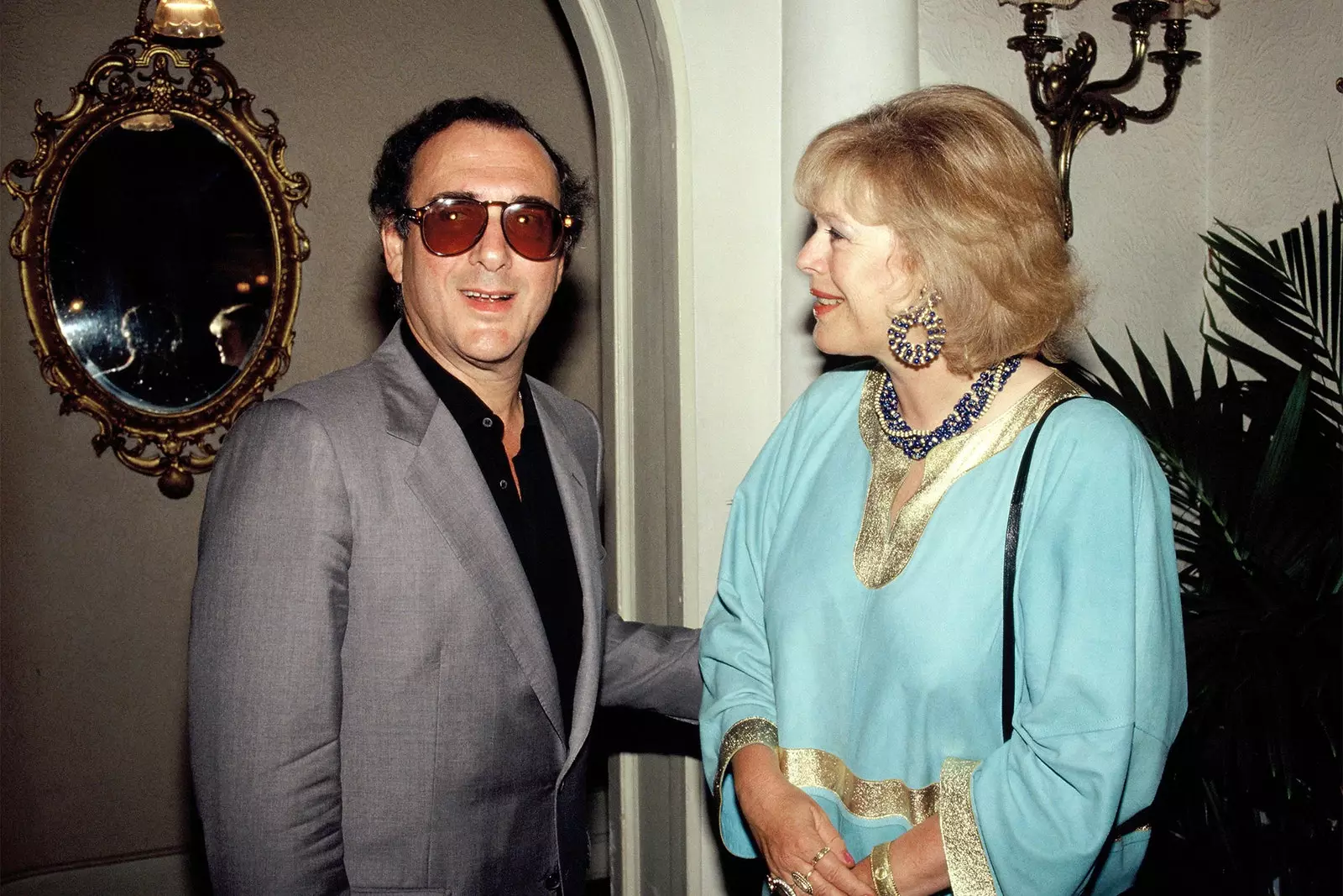 Antonia Fraser ma’ żewġha Harold Pinter f’Londra madwar l-1990