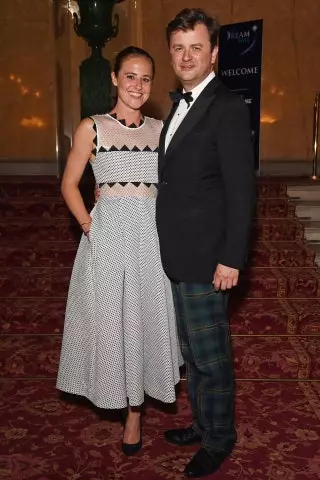 Alexandra Allason i Gavin MacKay