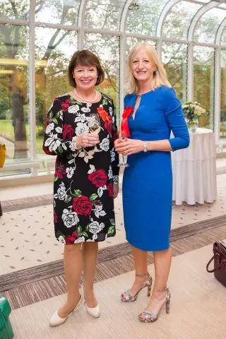 Mary Breen dan Patricia Stevenson