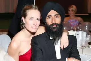 Sophie Oakley och Waris Ahluwalia