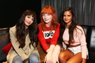 Zara Martin Alice Levine na Bip Ling