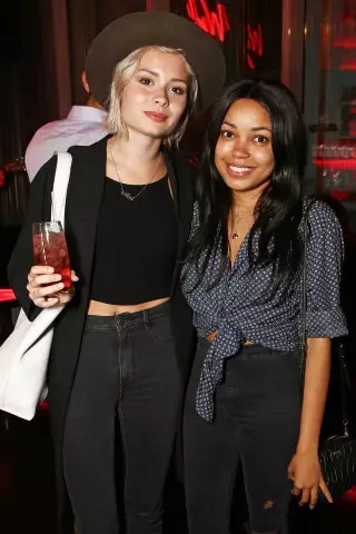 Nina Nesbitt na Dionne Bromfield