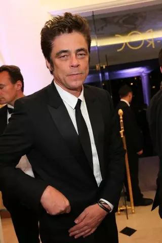 Benicio del Toro: koj puas xav tau ntau tus thwjtim?