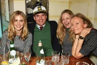 Donna Air Edward Taylor Astrid Harbord e Martha Ward