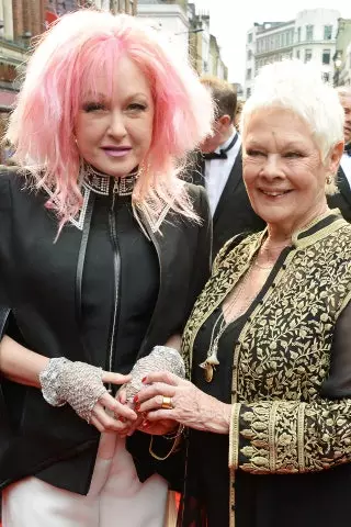 Cyndi Lauper dhe Dame Judi Dench