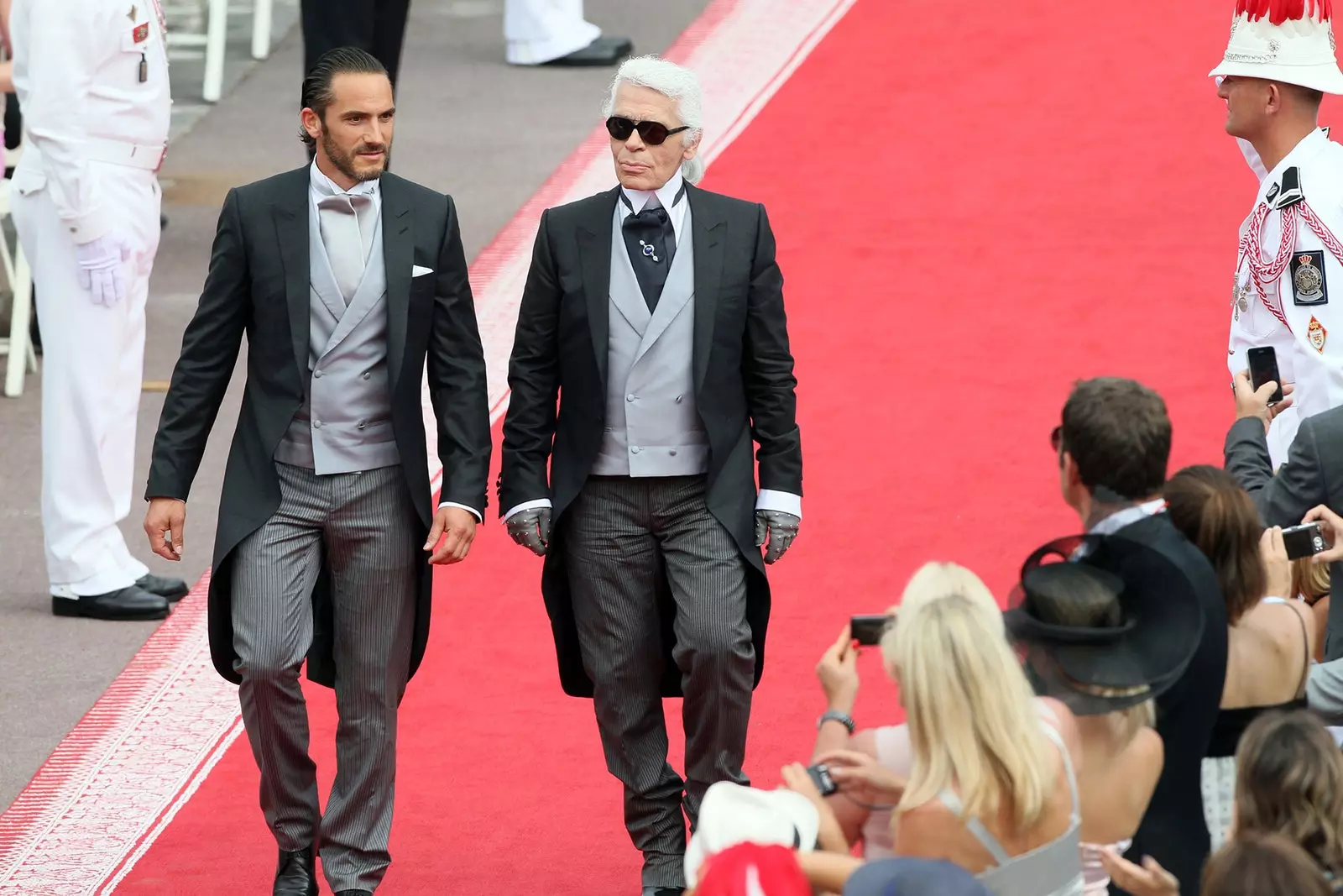 Sbastien Jondeau ma Karl Lagerfeld i le Faaipoipoga a le Tupu o Prince Albert II o Monaco i le Princess Charlene o Monaco i...