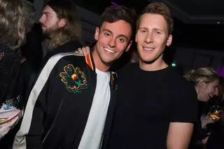 Tom Daley i Dustin Lance Black