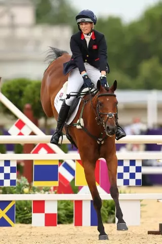 Zara Phillips važiuoja „High Kingdom“ Londono olimpinėse žaidynėse 2012 m. liepos mėn