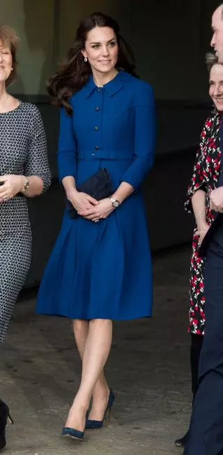 Dagen før Kates bursdag ble hun og William avbildet på besøk i St Mary Magdalene Church Sandringham og...