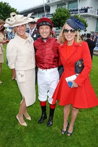 Hanym Bamford Frankie Dettori we Elis Bamford