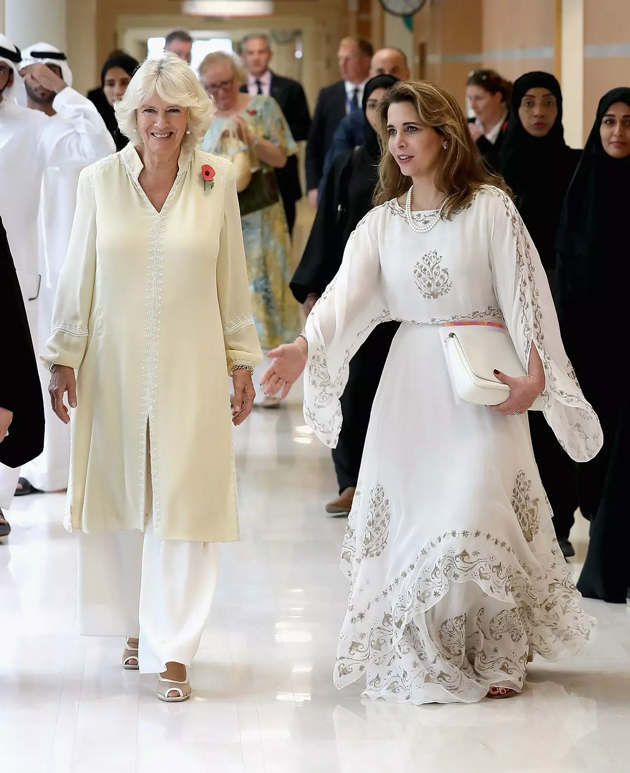 Kasama ang Duchess of Cornwall