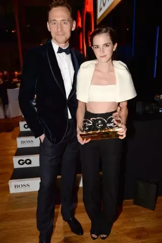 Tom Hiddleston ug Emma Watson