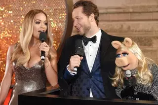 Rita Ora Derek Blasberg dan Cik Piggy