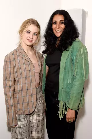 Anaïs Gallagher dan Serena Rees