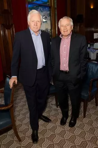 David Dimbleby kaj Jonathan Dimbleby