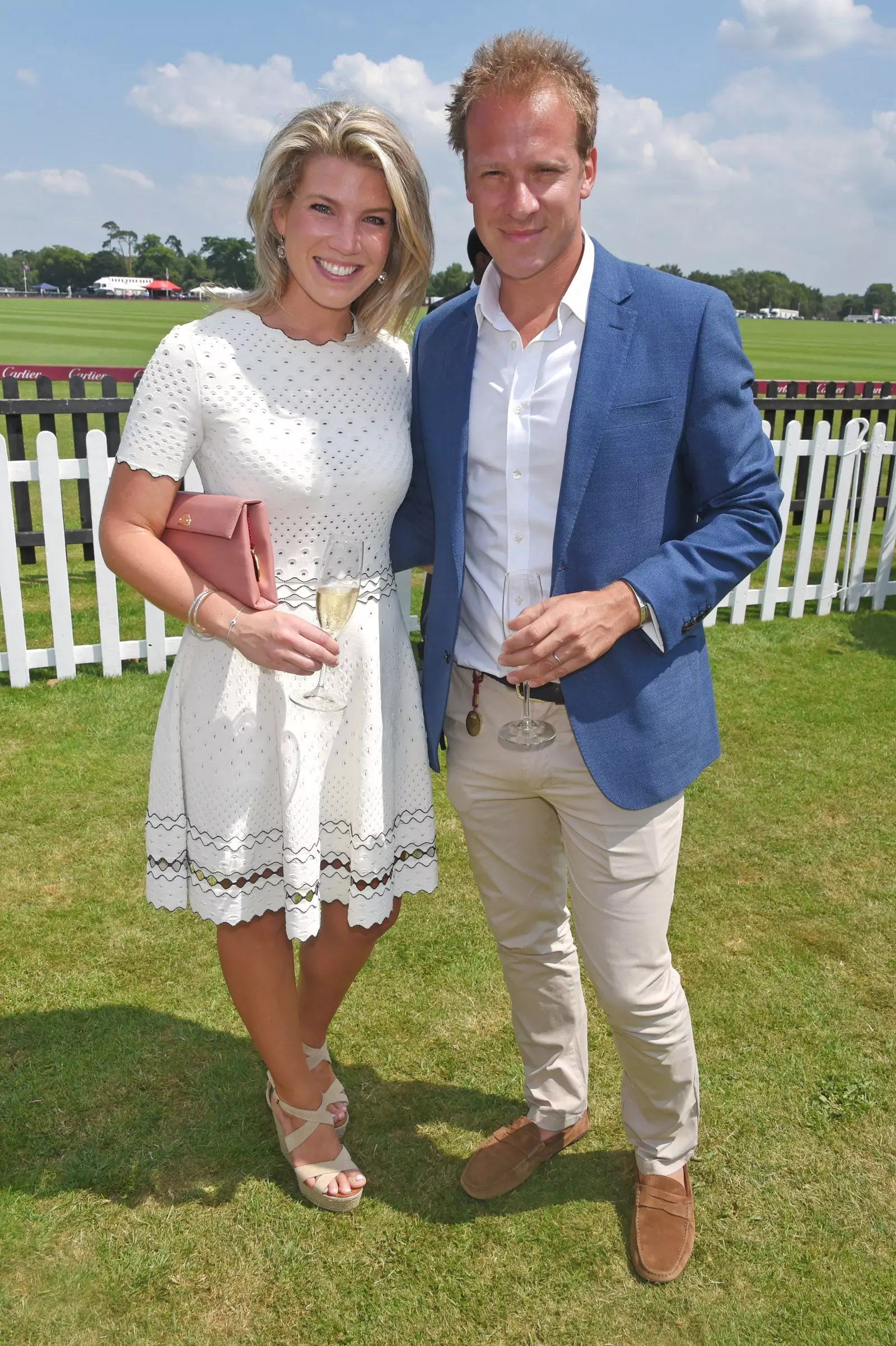 Natasha Archer con suo marito Chris Jackson al Cartier Queen's Cup Polo al Guards Polo Club