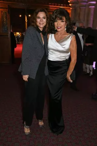 Anna Friel ndi Joan Collins