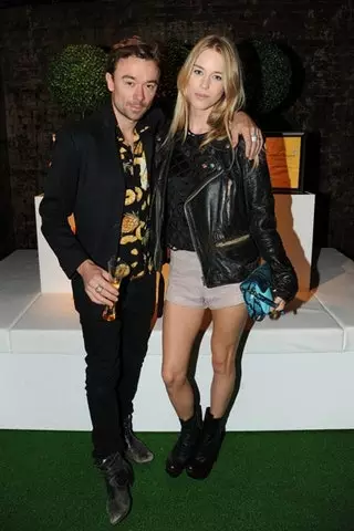 Robbie Furze kaj Mary Charteris