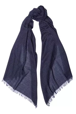 Begg Co. မှ Cashmere scarf 140