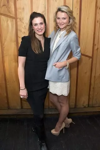 Clare Faulkner och Amber Atherton