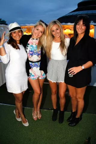 juuli Sanchez Brooke Nelson Kellie Habgood ja Polly Woodgate