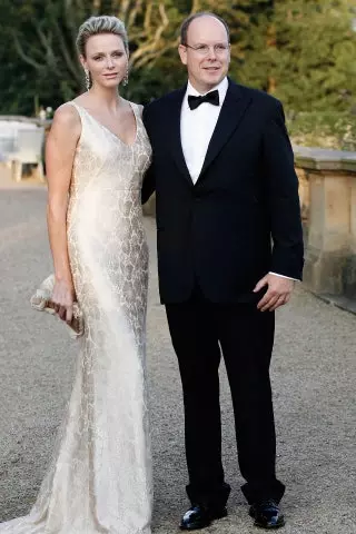 Princess Charlene ee Monaco 4 Sebtembar 2011 Leeds Ka qeybgaleysa Naadiga Kubadda Kubadda Dahabka ee Jubilee ee Yorkshire...